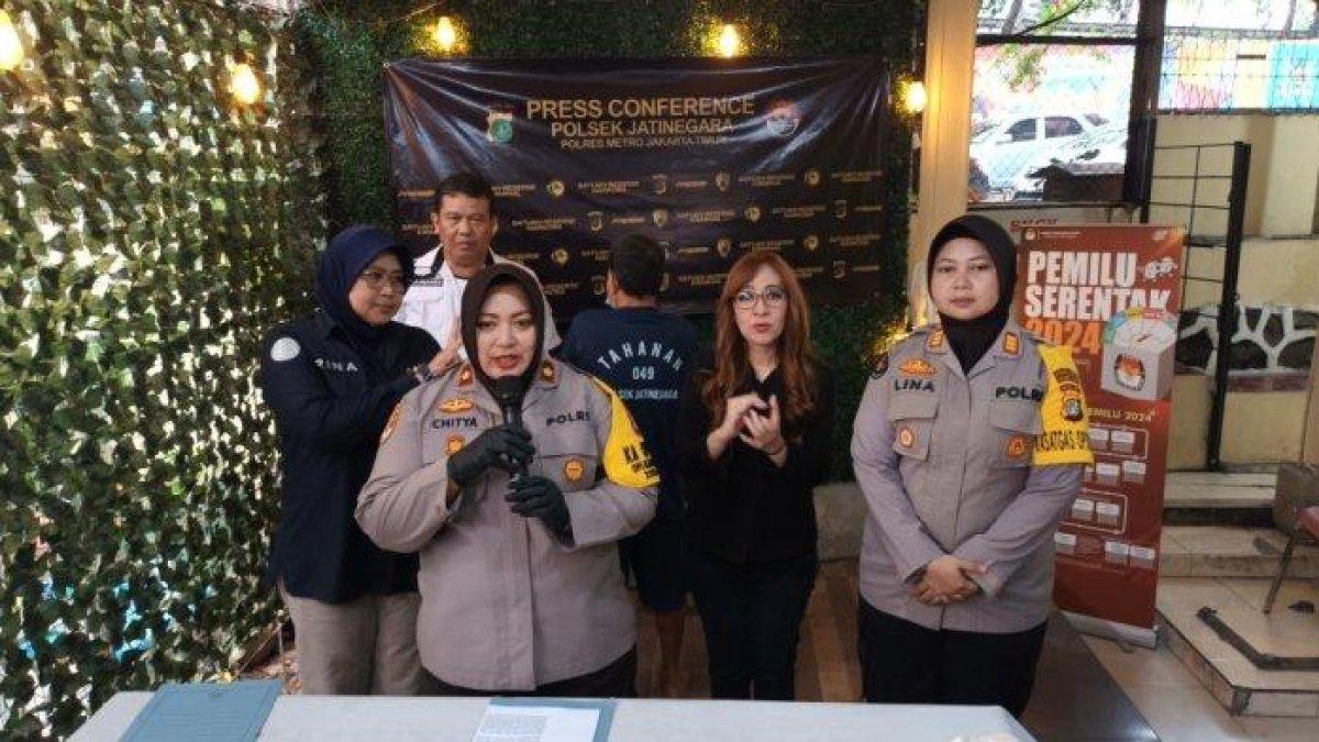 BUKANNYA Main dengan Cucu, Lansia di Jatinegara Malah Jadi Bandar Togel ...