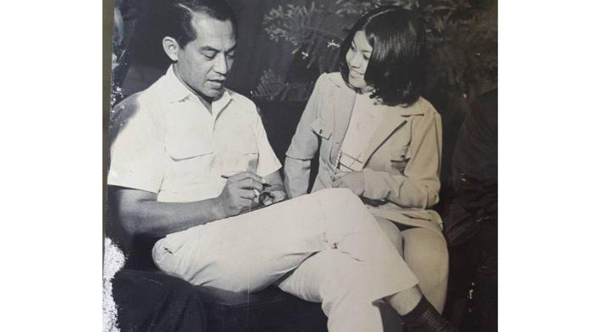 7 Potret Emilia Contessa Muda, Kecantikan Ibunda Denada Terpancar ...