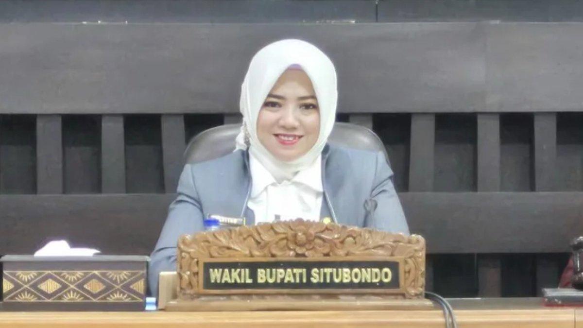 Sepak Terjang Ulfiyah Wakil Bupati Situbondo 2025-2030, Lulusan S1, Bertahun-tahun Jadi Guru MI ...