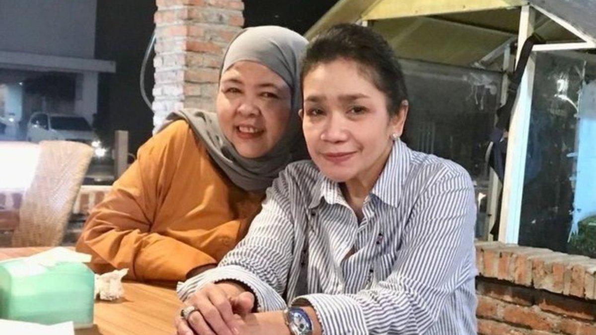 7 Potret Terbaru Maya Firanti Istri Pertama Ari Sigit, Pernah Berbagi ...