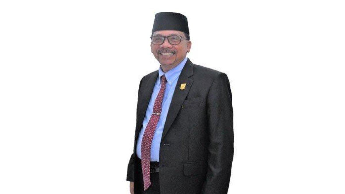 Sosok & Profil Jarmin Wakil Bupati Natuna yang Dilantik Prabowo ...