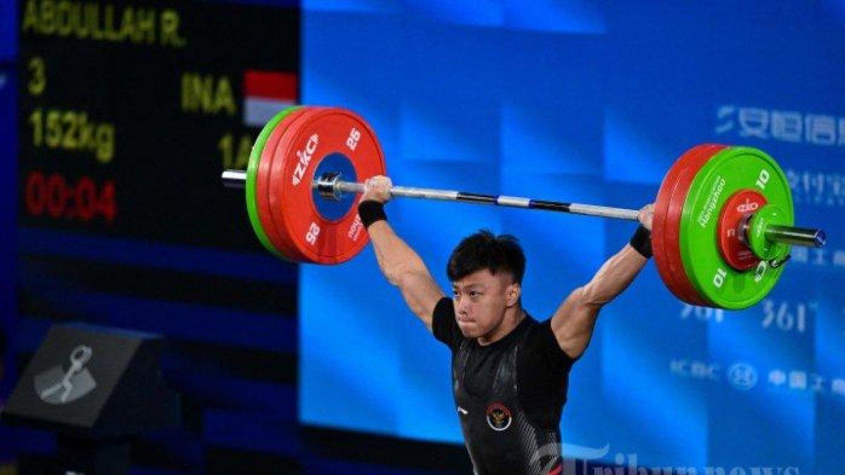 Profil dan Instagram Rahmat Erwin Abdullah, Lifter Indonesia Penyumbang ...