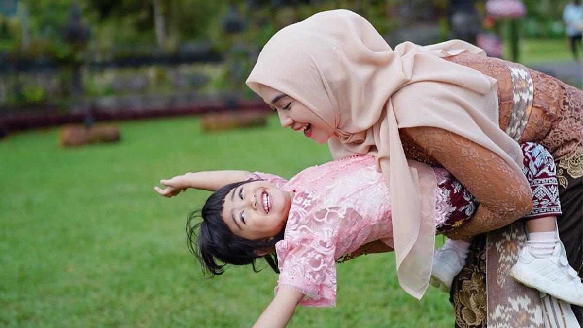 Ria Ricis Siap Tinggalkan Indonesia, Rencana Pindah ke China Demi ...