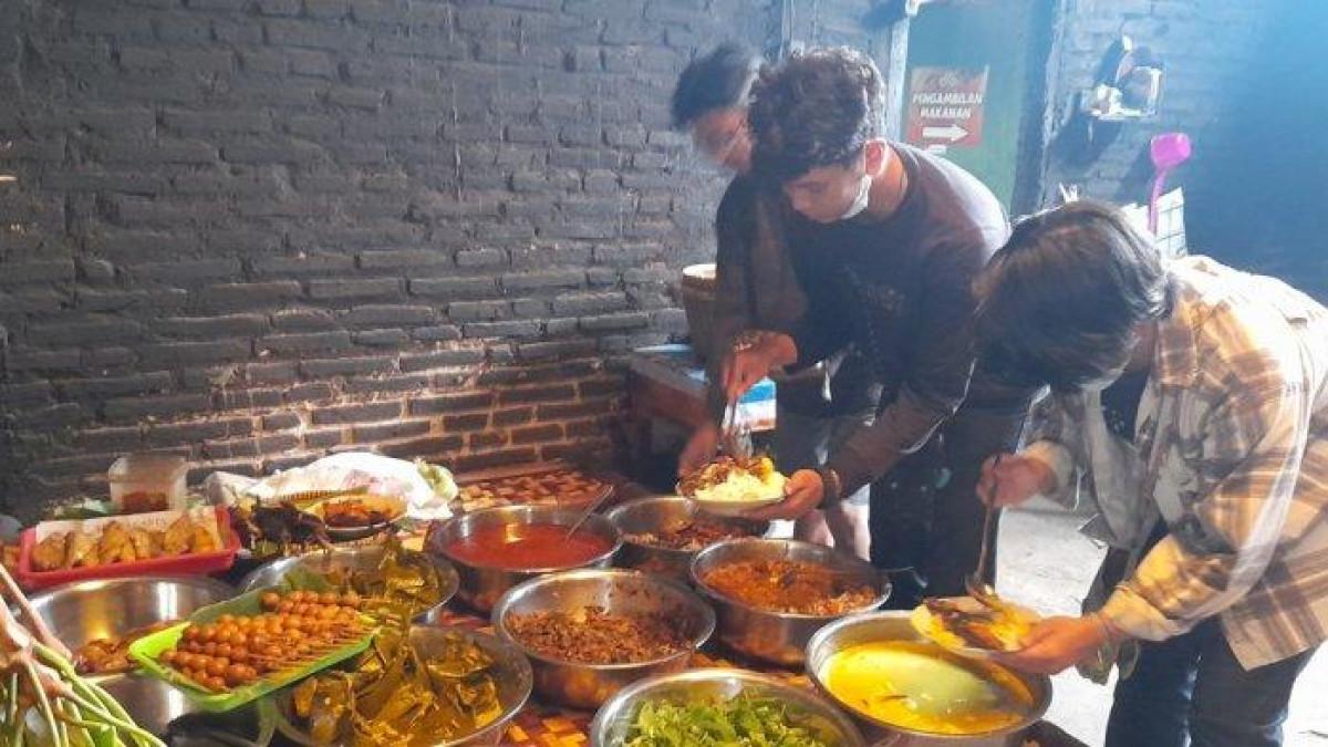 Di Sewon Jogja Ada Kuliner Mangut Lele Legendaris yang Jadi Incaran Turis, Cuma 1 Jam dari ...