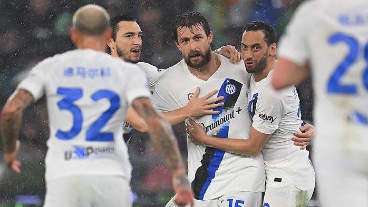 Sosok & Profil Francesco Acerbi Bek yang Selamatkan Inter Milan dari ...