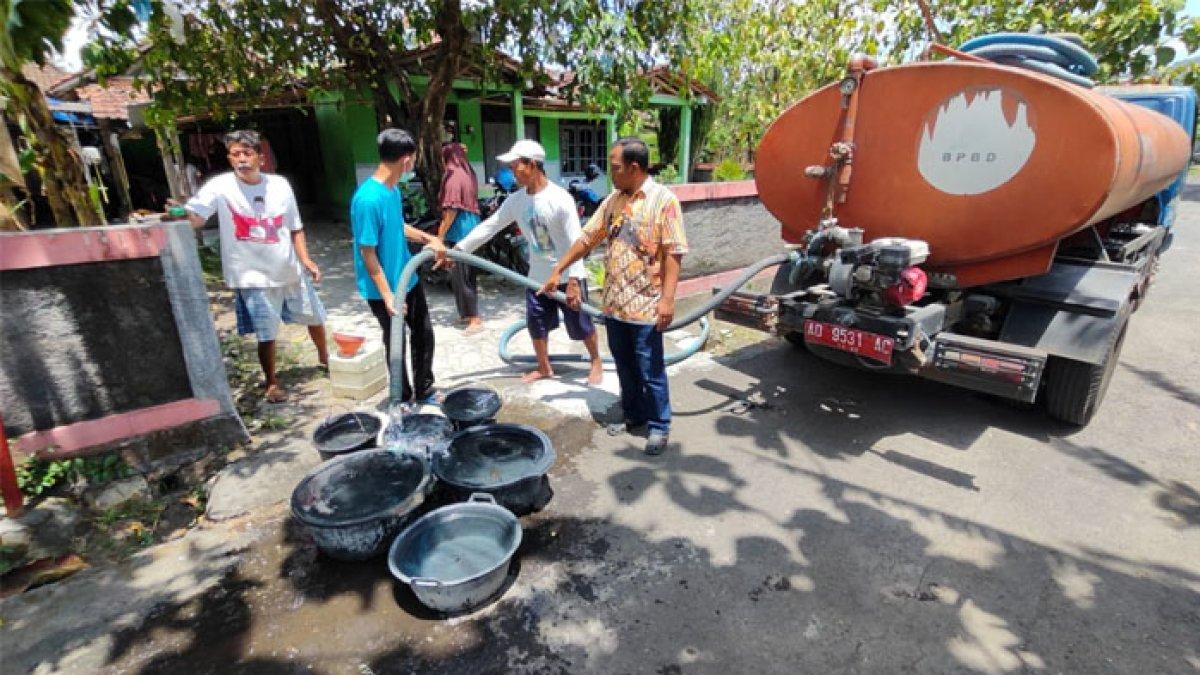 BPBD Klaten Distribusikan Air Bersih untuk 3 Desa di Kecamatan Kemalang! - Tribunnewsmaker.com