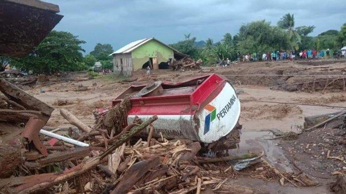KONDISI Korban Banjir Bandang Adonara Flores Timur NTT, Lapar, Penuh Luka hingga Kehilangan ...