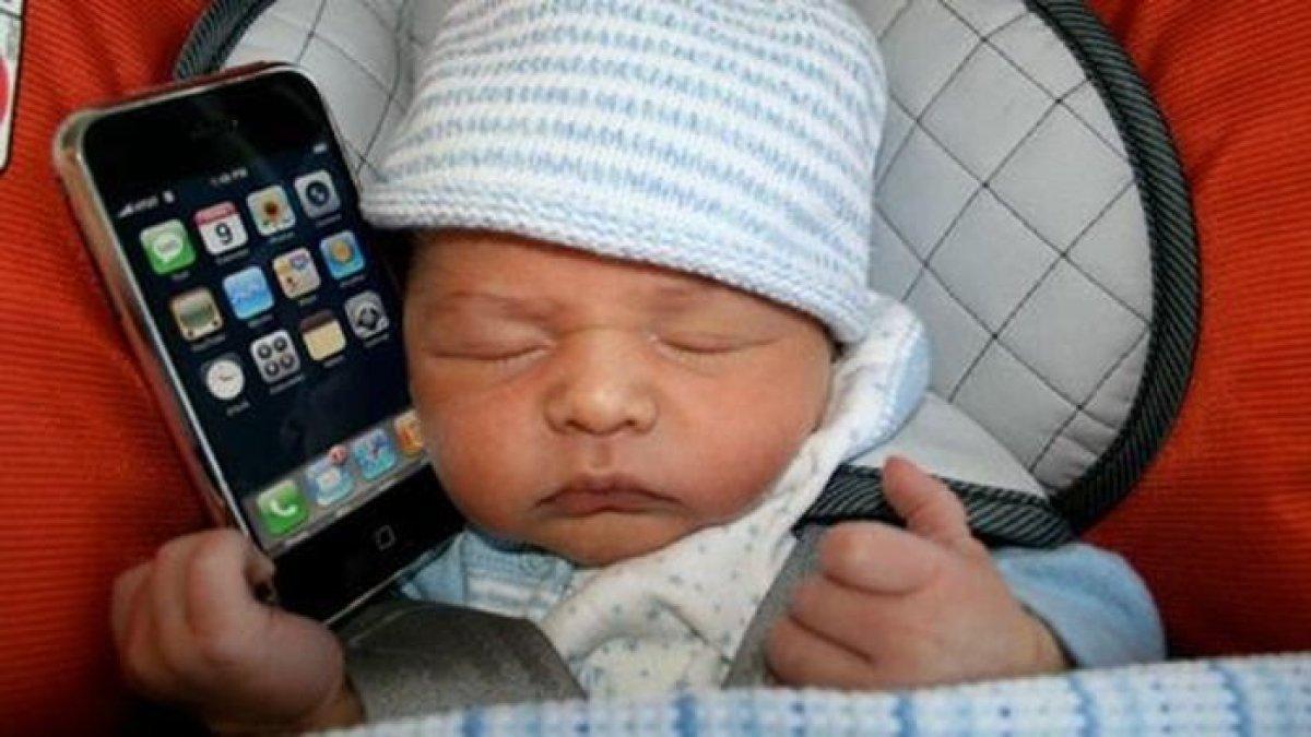 SIASAT Licik Pasutri Jual Anaknya Usia 7 Tahun Demi Beli Iphone, Gengsi ...