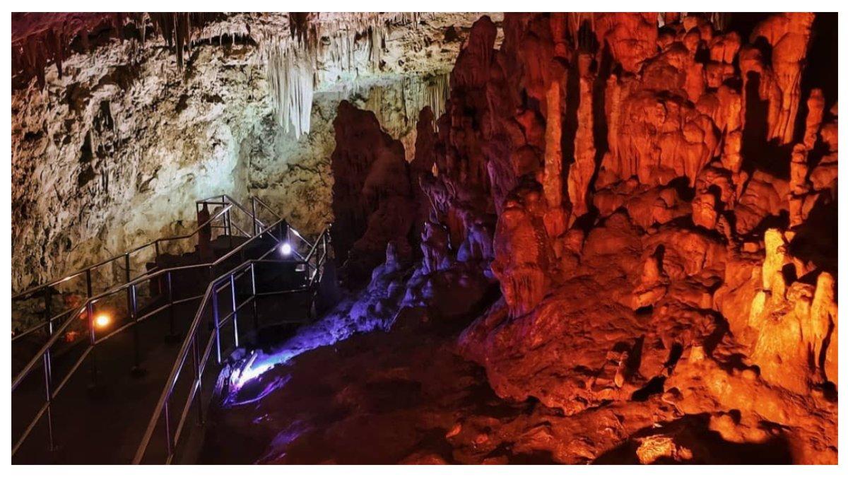 Pacitan Jatim Ada Wisata Goa Gong yang Menakjubkan, Jadi Rekomendasi ...