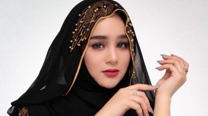 SOSOK Hana Hanifah yang Luput dari Sorotan, Kriss Hatta: Dia Aslinya ...