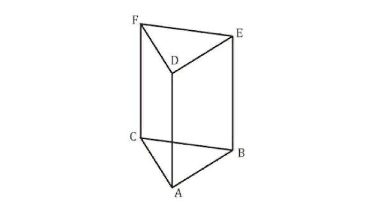 KUNCI JAWABAN Matematika Kelas 8 Halaman 144 Semester 2, Hitunglah Luas Permukaan Prisma ...