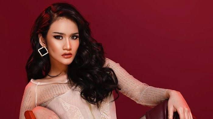 Wakili Indonesia di Miss Eco International 2021, Ini Potret Intan Wisni ...