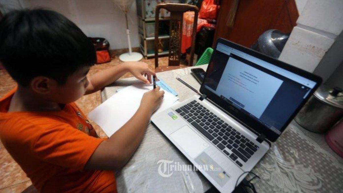 Kunci Jawaban Bahasa Indonesia Kelas 11 Hal 101: Apa arti kosakata ...
