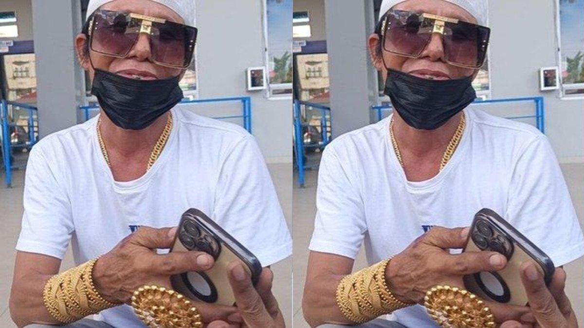 Viral Pria Ini Mudik Pakai Perhiasan Emas Tiga Kilogram Seketika