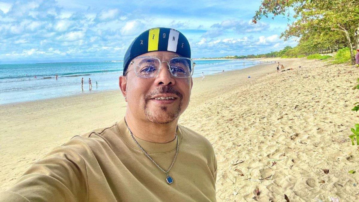 Profil & Medsos Carlo Saba, Vokalis Sekaligus Pendiri Kahitna ...