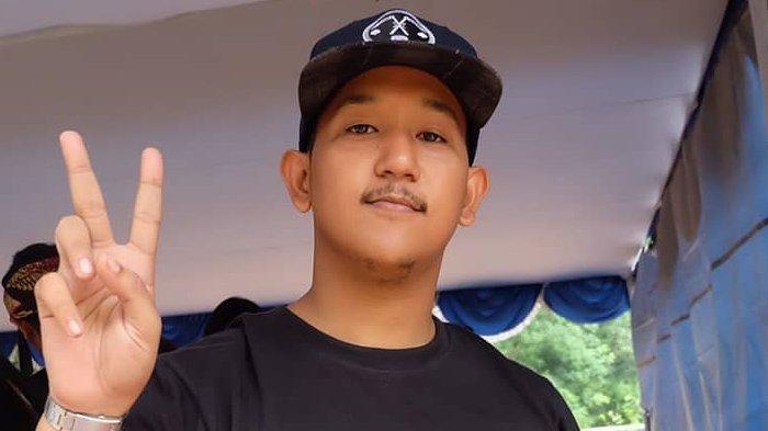 Perjalanan Karir Rifat Umar, Artis Lenong yang Terjerat Kasus Narkoba ...
