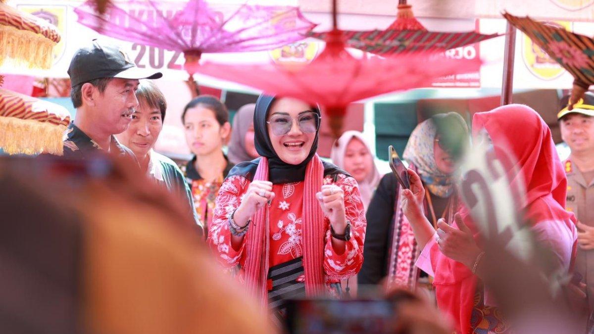 Ratusan Event Hari Jadi ke-219 Klaten & HUT Ke-78 RI, Bupati Sri Mulyani: UMKM Bangkit Ekonomi ...