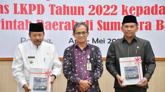 Pemkab Agam kembali Raih, Opini Wajar Tanpa Pengecualian ke-9 Kali - Tribunpadang.com