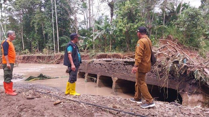 Hujan Sejak Minggu, Sejumlah Daerah di Kabupaten Pasaman Terdampak ...