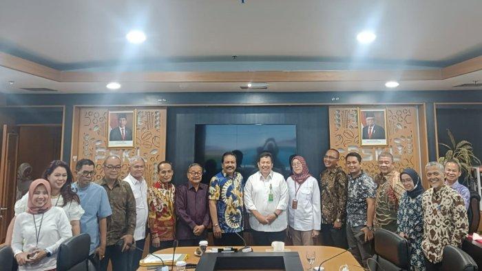 Pembahasan Ranperda, Perhutanan Sosial Capai 80 Persen - Tribunpadang.com