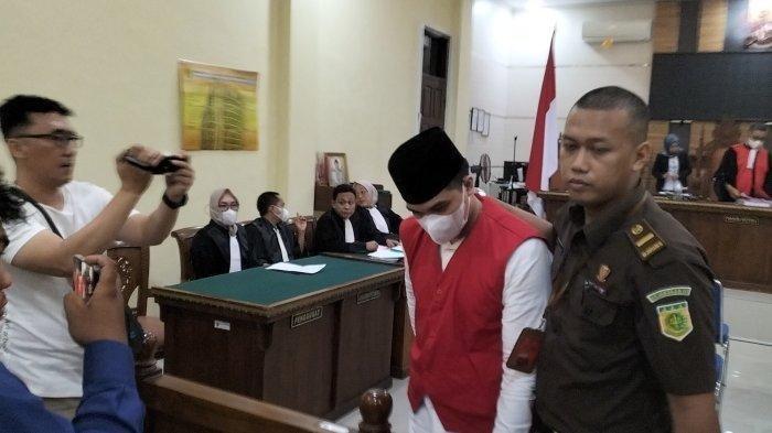 Terlibat Jaringan Narkoba Internasional, Perwira Polisi Asal Padang Dituntut Hukuman Mati di ...