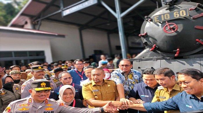 Lokomotif Uap Mak Itam Resmi Beroperasi, Erick Thohir: Kebangkitan ...