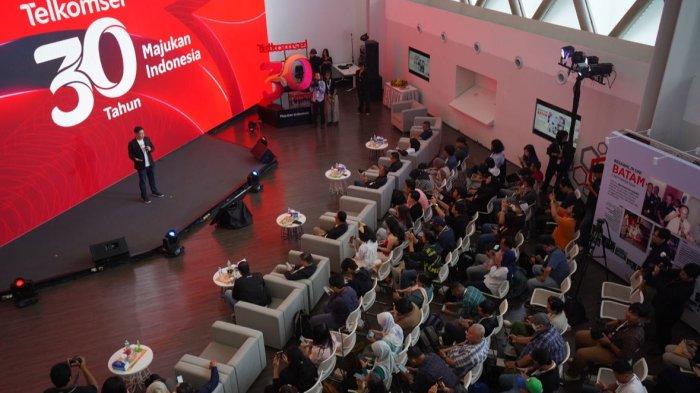 HUT Ke-30 Telkomsel:Evolusi Brand Legendaris SIMPATI Majukan Indonesia Selebrasi 30 Tahun,30 ...