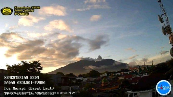 Gunung Marapi Sumbar Erupsi Lagi Kamis Pagi, Muntahkan Abu Vulkanik 500 ...