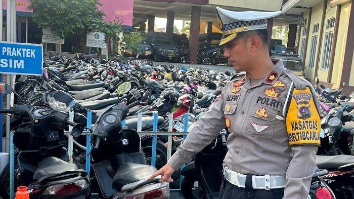 Ratusan Pengendara di Padang Kedapatan Melanggar Selama Operasi Patuh Singgalang 2024 ...