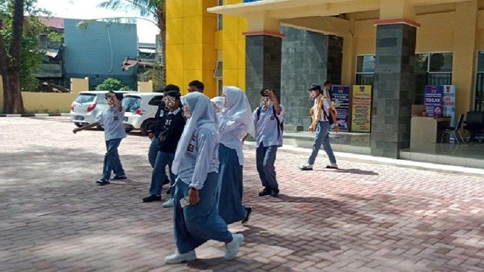 Kedapatan Keluyuran saat Jam Pelajaran, 8 Pelajar Diangkut Pamong ke Mako Satpol PP Padang ...