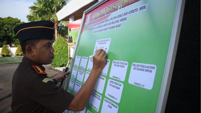 Kejaksaan Negeri Pasaman Barat Canangkan Zona Integritas WBK dan WBBM - Tribunpadang.com