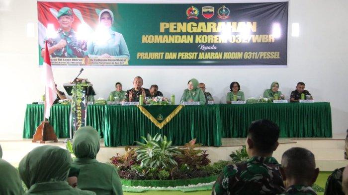 Danrem 032/Wirabraja Kunjungan Kerja ke Kodim 0311/Pessel ...
