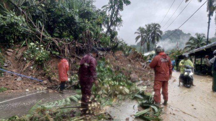 Berita Populer Padang, Tradisi Maelo Pukek, Longsor di Sitinjau Lauik ... Berita Populer Padang, Tradisi Maelo Pukek, Longsor di Sitinjau Lauik ...
