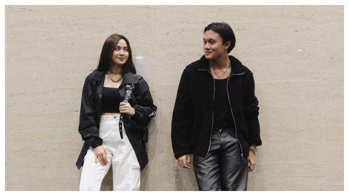 Lagu Kisah Sempurna Mahalini, Lirik Dia yang Pertama Membuatku Cinta ...