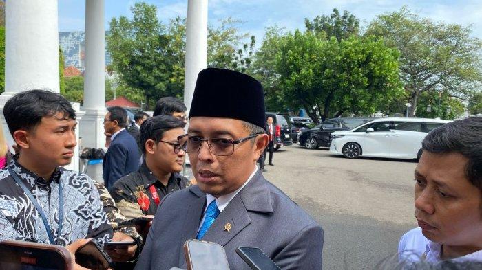 BREAKING NEWS Hasan Nasbi Umumkan Mundur dari Jabatan Kepala PCO - Tribunpadang.com