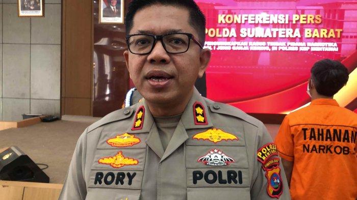 Kapolres AKBP Rory Pimpin Penangkapan Pelaku Pembunuhan di Madobak Muara, Siberut Selatan ...