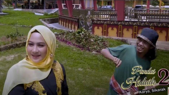 Lirik Lagu Pandai Pandai Hiduik Adek Syakil Lengkap Artinya: Oi Koto ...