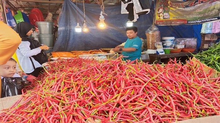 Harga Cabai Merah di Pasar Raya Padang Turun jadi Rp 44 Ribu Per Kilogram - Tribunpadang.com