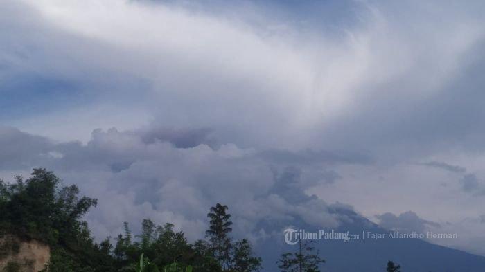 BREAKING NEWS: Gunung Marapi Erupsi Lagi Sore Ini, Semburkan Abu ...
