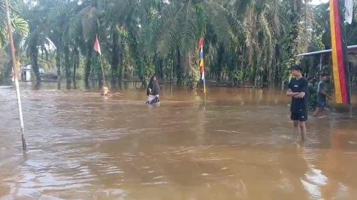 BPBD Sumbar Catat 713 Rumah Terendam Banjir di Silaut Pesisir Selatan ...
