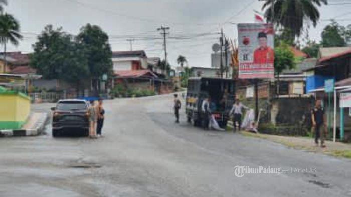 Masuk Masa Tenang Pemilu 2024, Personel Gabungan Tertibkan Semua APK di Sijunjung - Tribunpadang.com