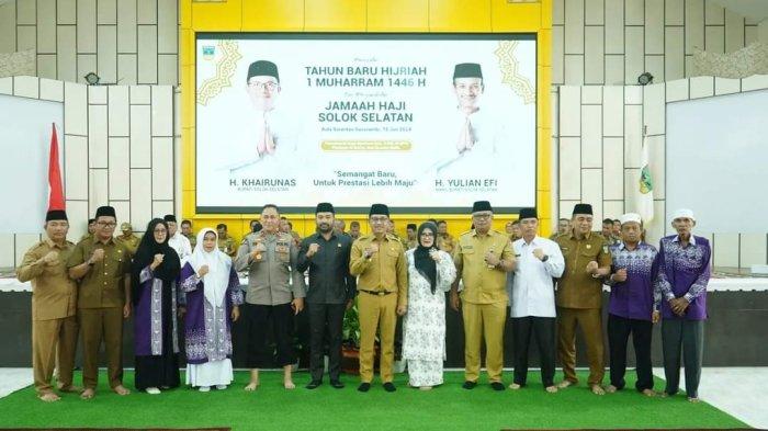 Peringati Tahun Baru Hijriyah, Bupati Khairunas Turut Sambut Jemaah Haji Asal Solok Selatan ...
