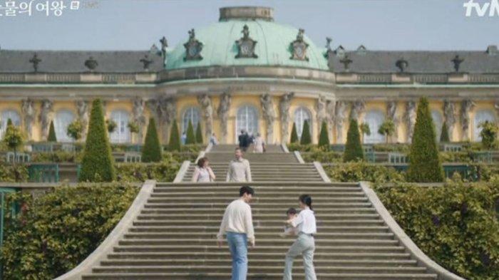 Queen of Tears Happy Ending: Baek Hyun-wo dan Hong Hae-in Habiskan Masa Tua Bersama ...