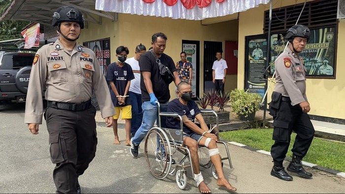 Pelaku Curanmor di Pasaman Barat Dihadiahi Timah Panas Saat Melawan Petugas, 8 Motor Diamankan ...