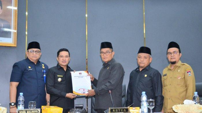 Sampaikan Ranperda Pertanggungjawaban APBD Padang 2023, Wawako : Alhamdulillah Kembali Raih WTP ...