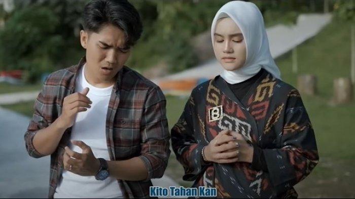 Arti Lirik Lagu Minang Samo Manjago Janji Aprilian ft Putri Livana: Uda ...