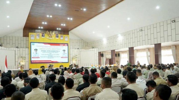Bupati Khairunas Tekankan Strategi Baru Tingkatkan PAD Solok Selatan - Tribunpadang.com