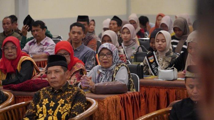 Gelar Bimtek Program Pembinaan Lembaga Adat, Sekda Solok Selatan Harap ...