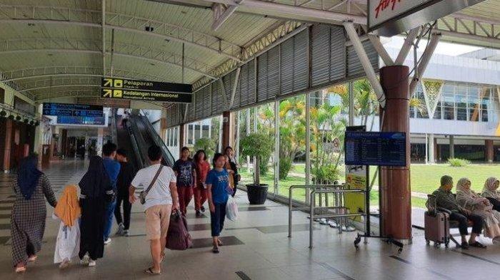 Hampir 40 Ribu Penumpang Padati Bandara SSK II Pekanbaru Jelang Puncak Arus Mudik Lebaran 2023 ...
