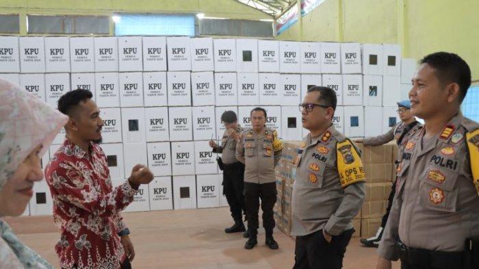 KPU Sijunjung Terima 177 Box Surat Suara DPD RI dan 8 Box ABCTN untuk ...
